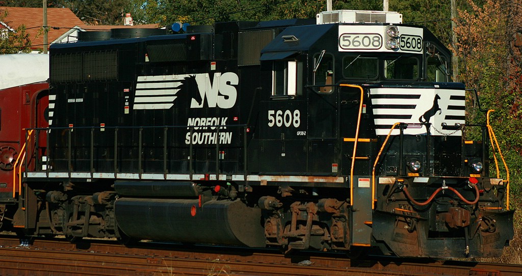 NS 5608